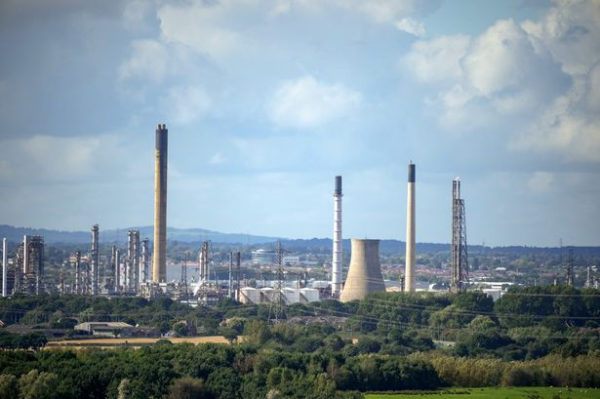 Kent lands CCS pre-Feed contract for Stanlow refinery | Offshore ...